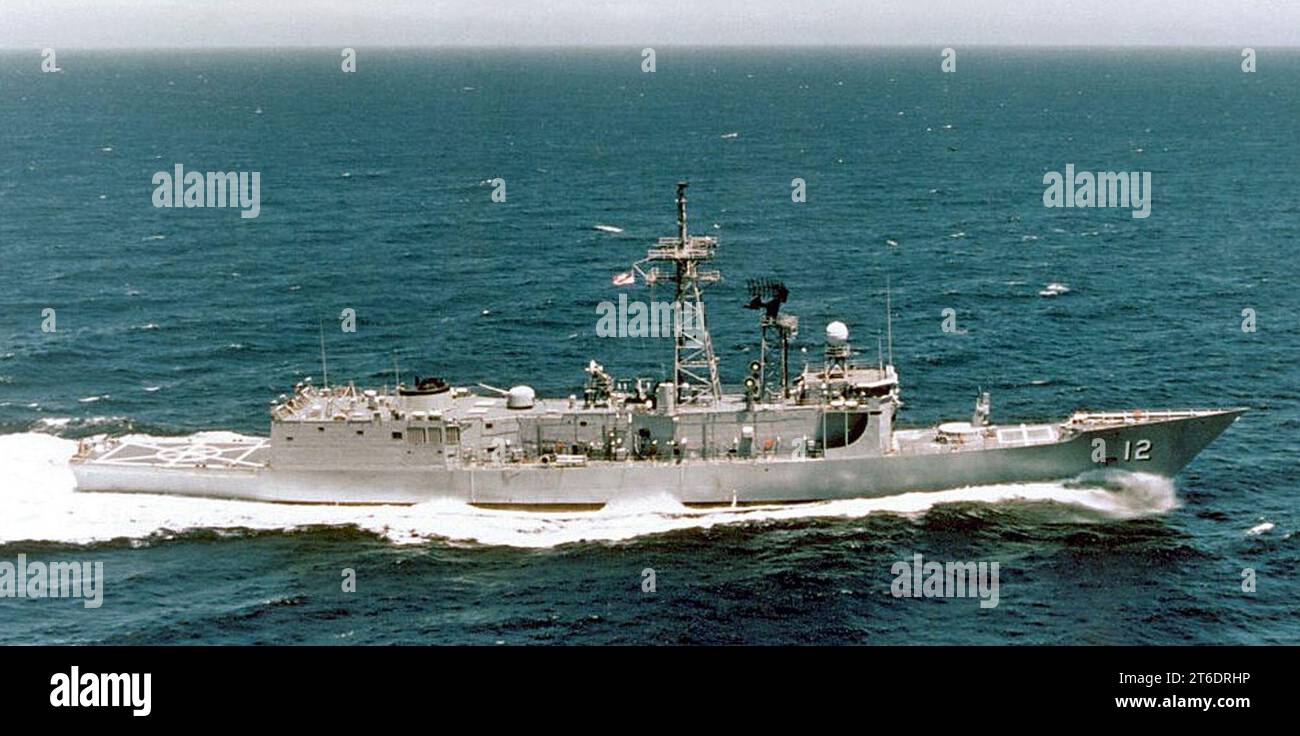 Uss george philip hi-res stock photography and images - Alamy