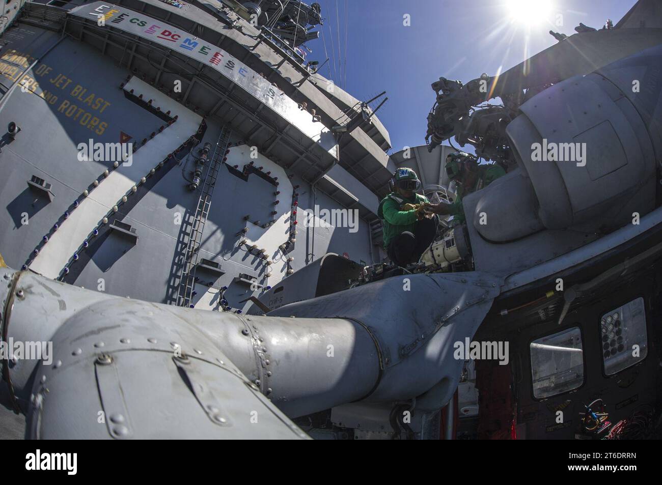 USS George Washington action 150715 Stock Photo - Alamy