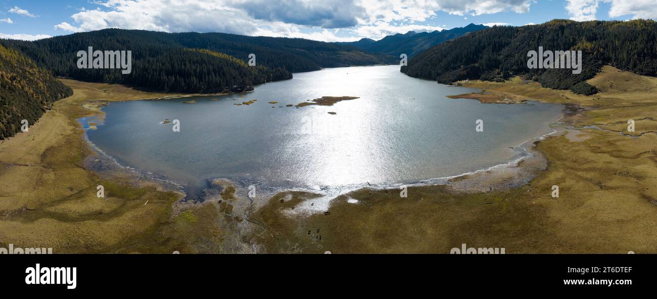 Aerial view of Potatso Pudacuo National Park in Shangri-la Yunnan ...