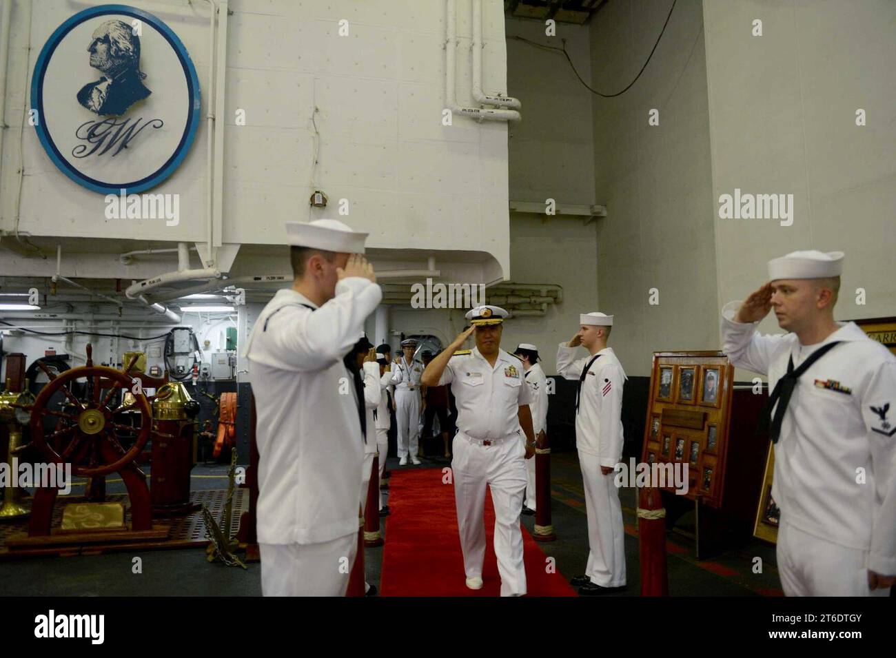 USS George Washington operations 130827 Stock Photo - Alamy
