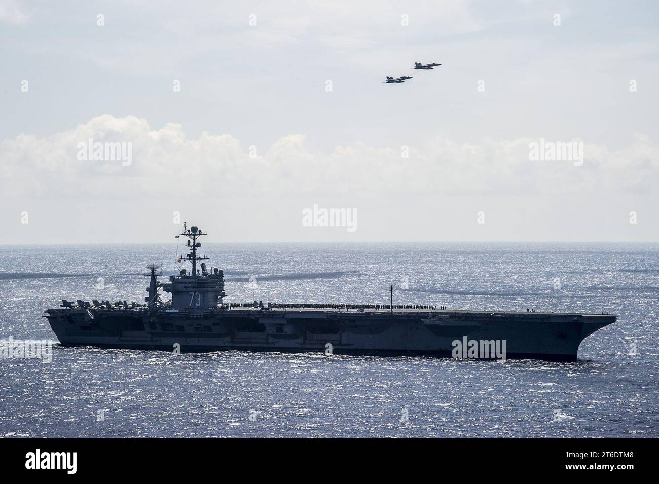 USS George Washington operations 140806 Stock Photo - Alamy