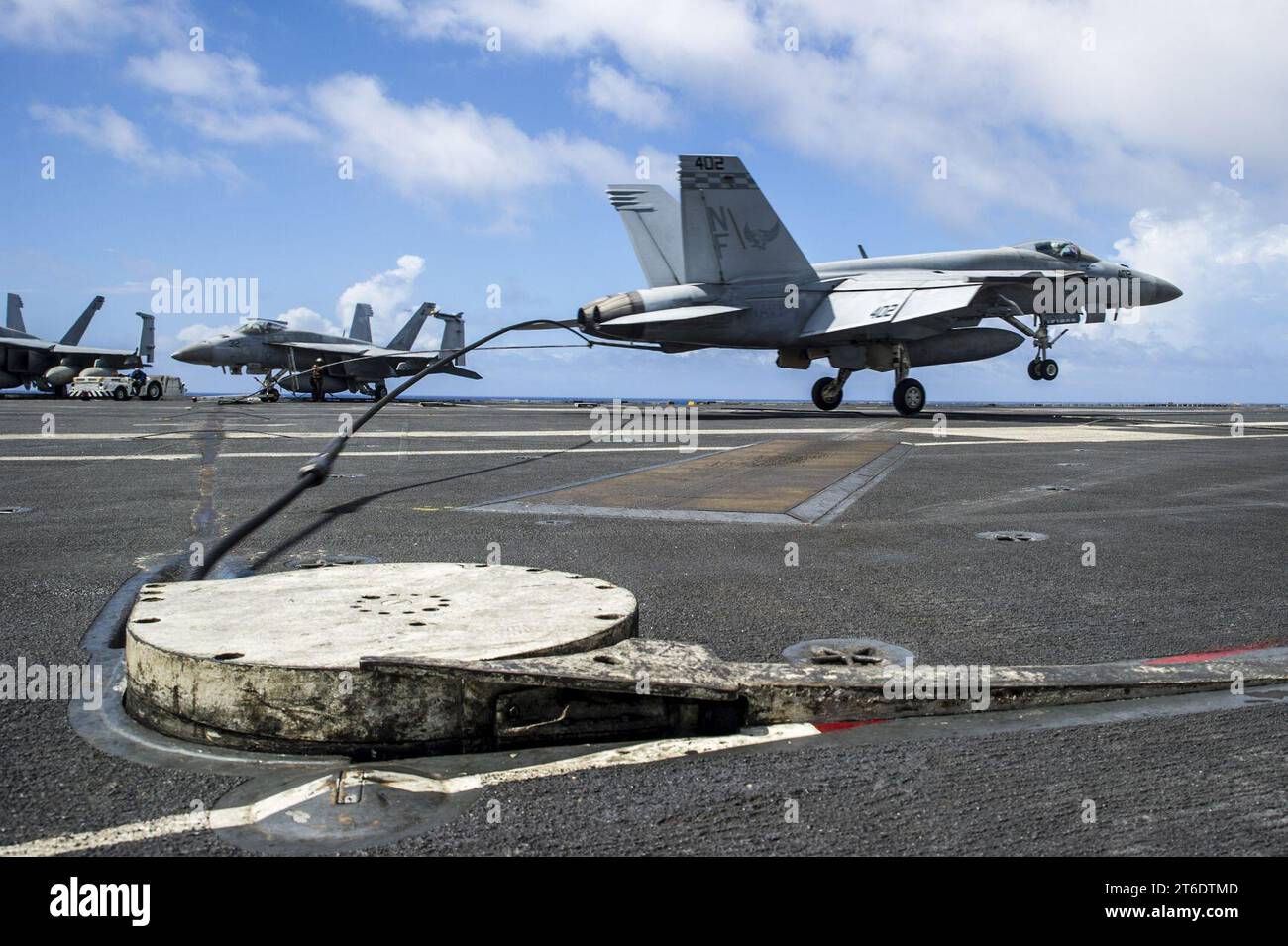 USS George Washington operations 140729 Stock Photo - Alamy