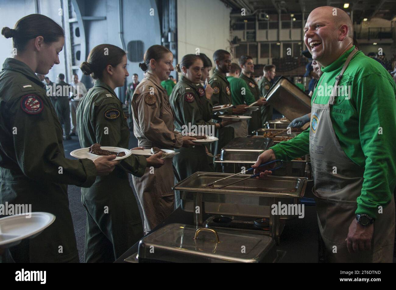 USS George Washington operations 141106 Stock Photo - Alamy