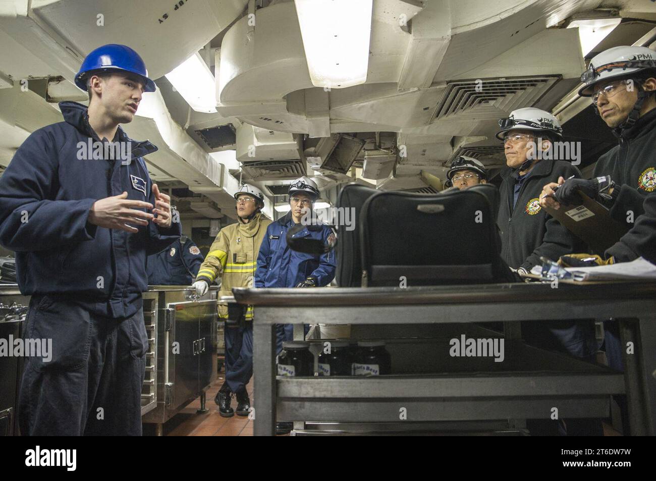 USS George Washington ship tour 150209 Stock Photo - Alamy