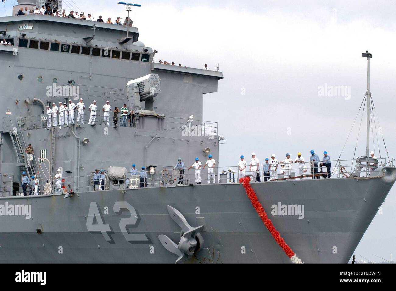 USS Germantown (LSD-42) bow Stock Photo - Alamy