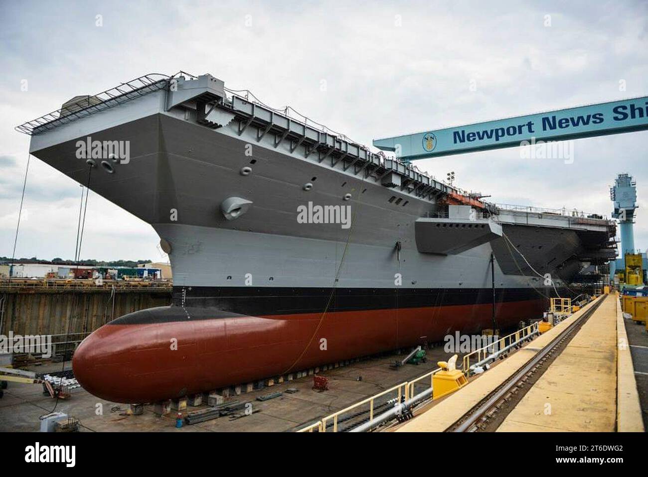 USS Gerald R. Ford under construction, 20130916 Stock Photo - Alamy