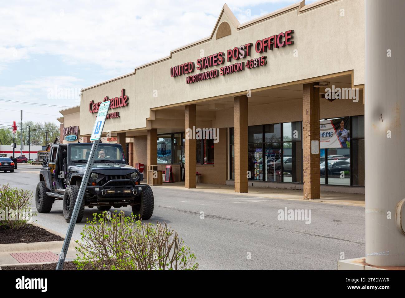 Jeep station hi-res stock photography and images - Alamy