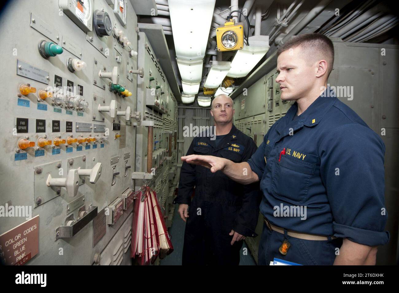 USS GETTYSBURG (CG 64) 131216 Stock Photo - Alamy