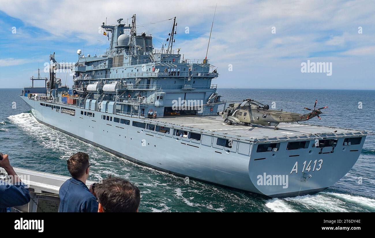 USS Gravely conducts a replenishment-at-sea with German navy ...