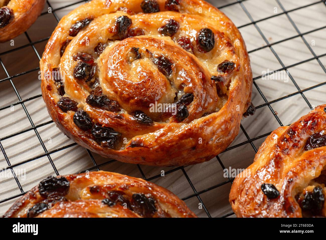 Spiral pastry hi-res stock photography and images - Alamy