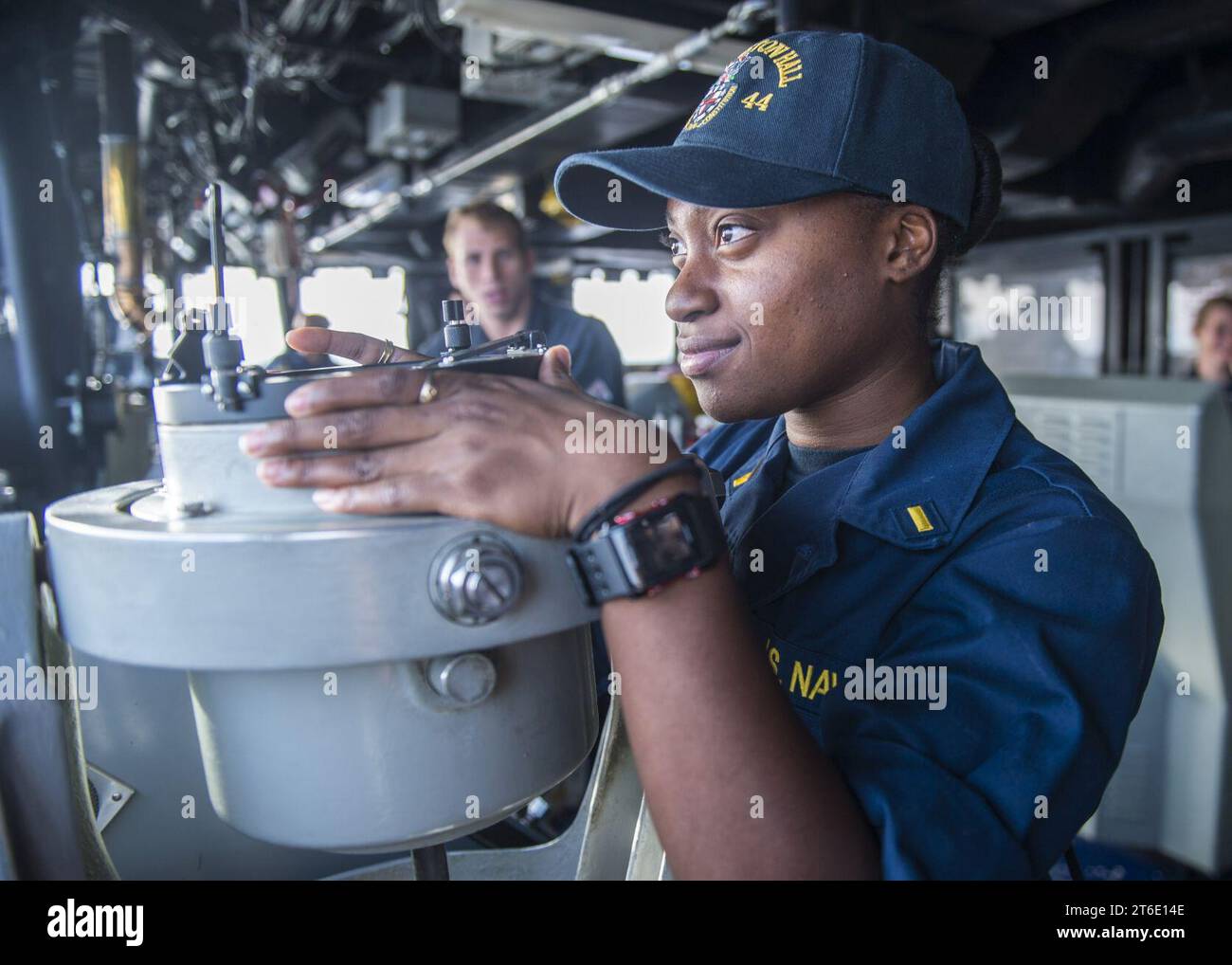USS Gunston Hall (LSD 44) 140520 Stock Photo - Alamy