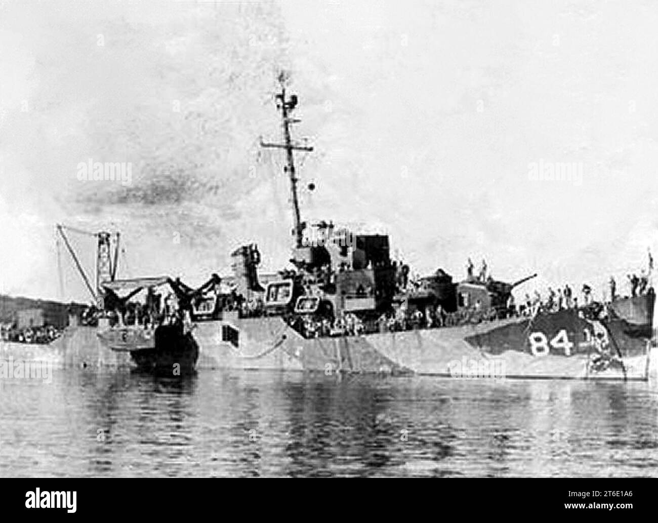 USS Haines (APD-84) at anchor off Kushimoto, Japan, in November 1945 ...