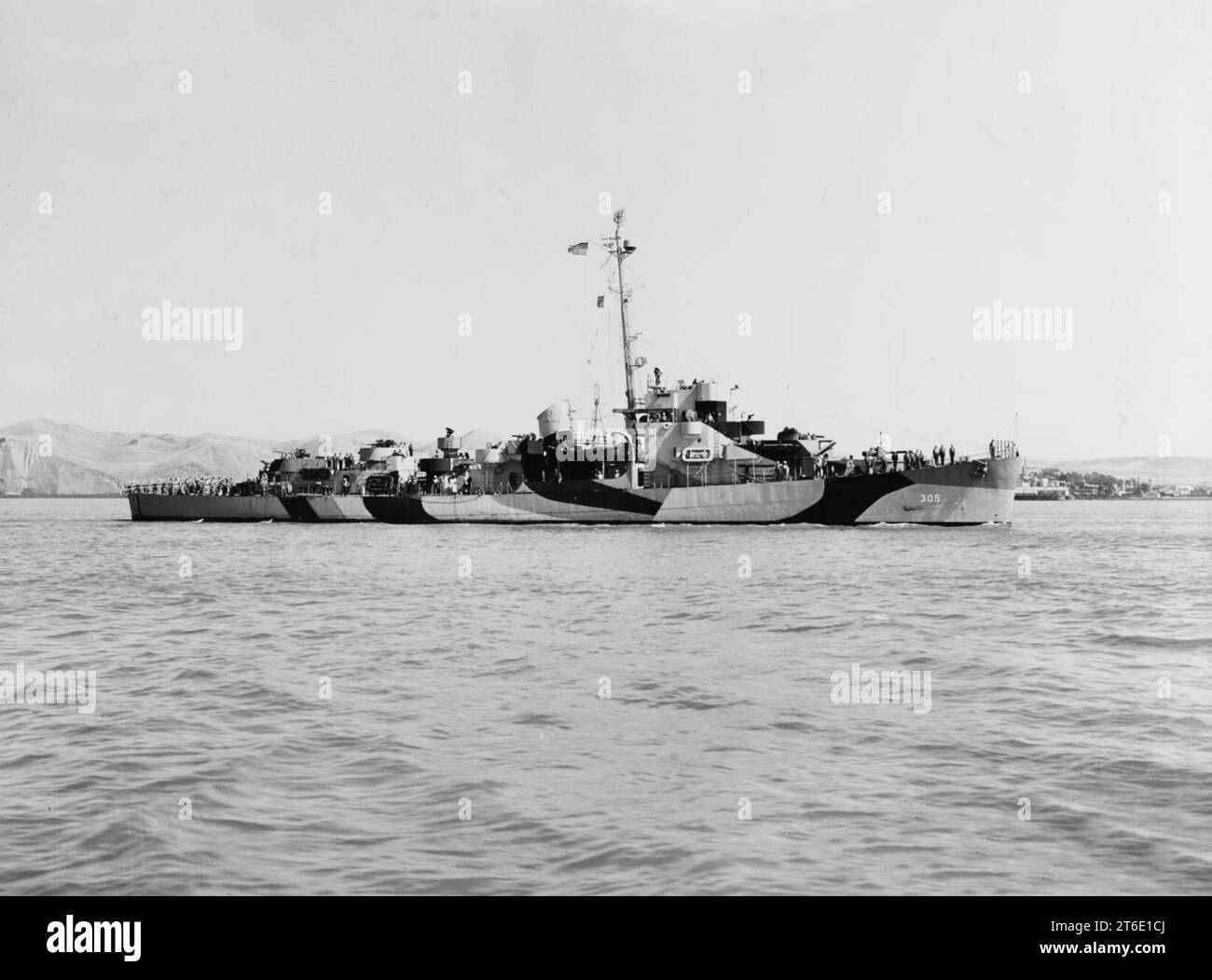 USS Halloran (DE-305) off the Mare Island Naval Shipyard on 7 June 1944 ...