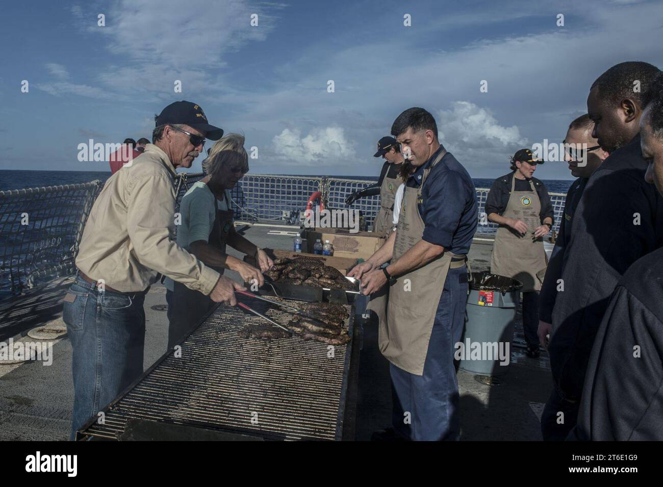 USS Halsey steel beach barbecue 141106 Stock Photo - Alamy
