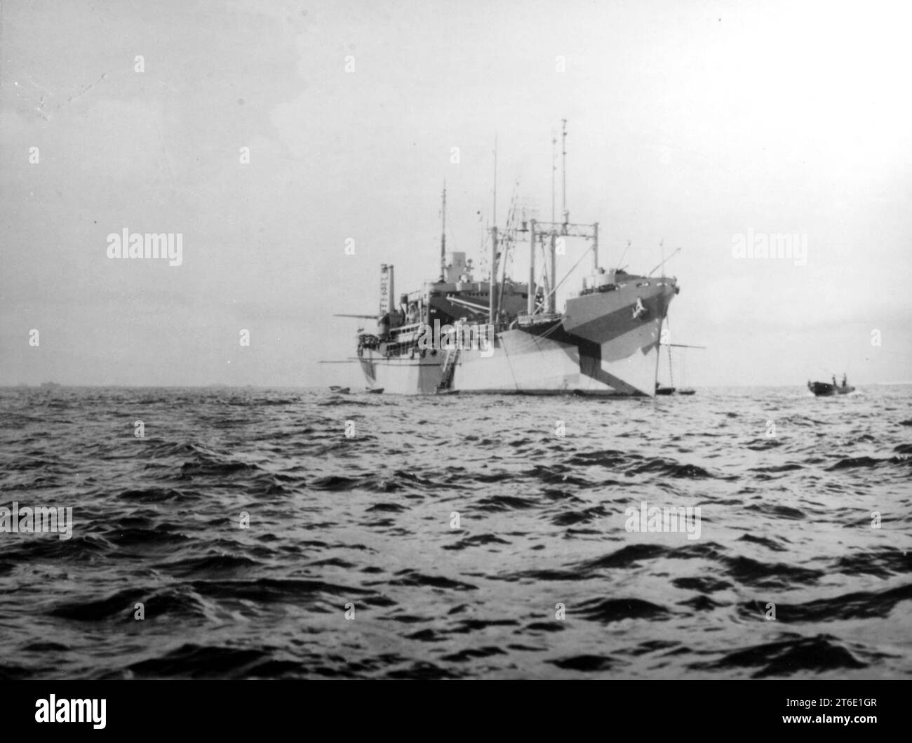 USS Hamlin (AV-15) at anchor in Ulithi Atoll, in late 1944 Stock Photo ...