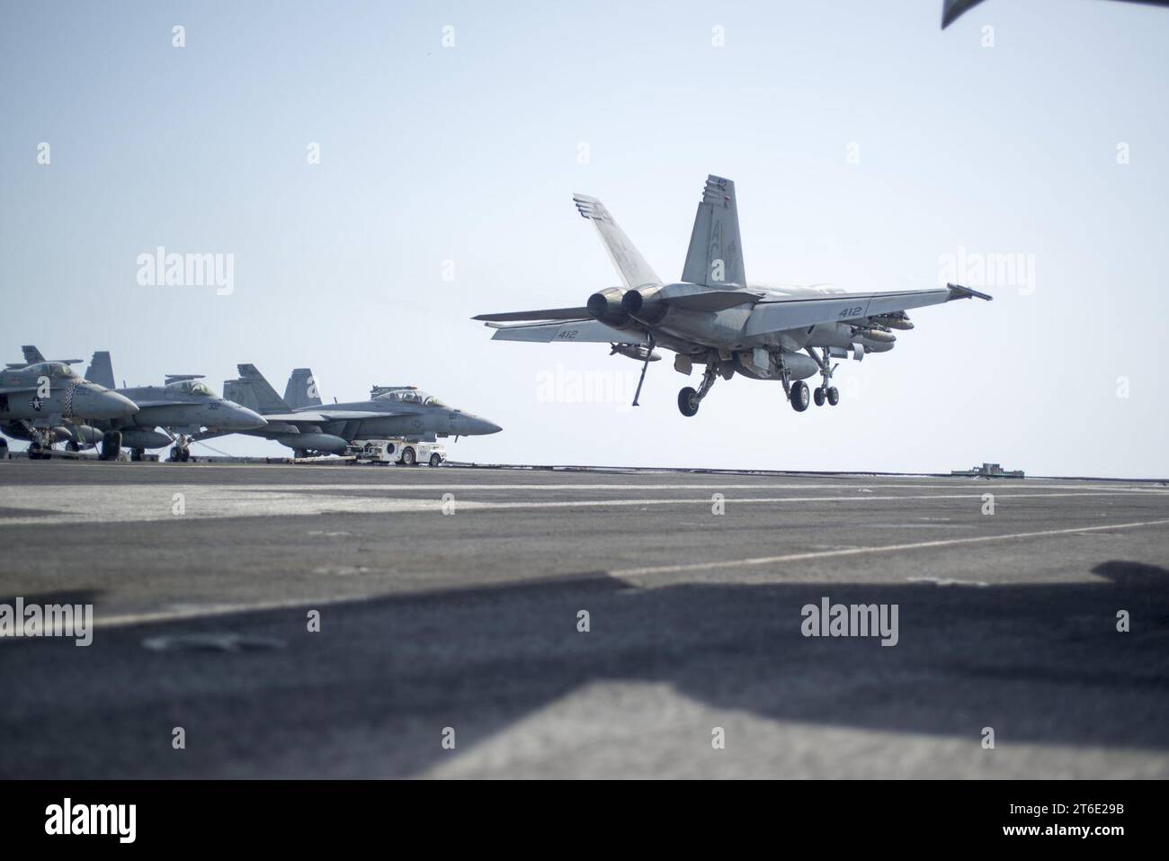 USS HARRY S. TRUMAN (CVN 75) 131001 Stock Photo - Alamy