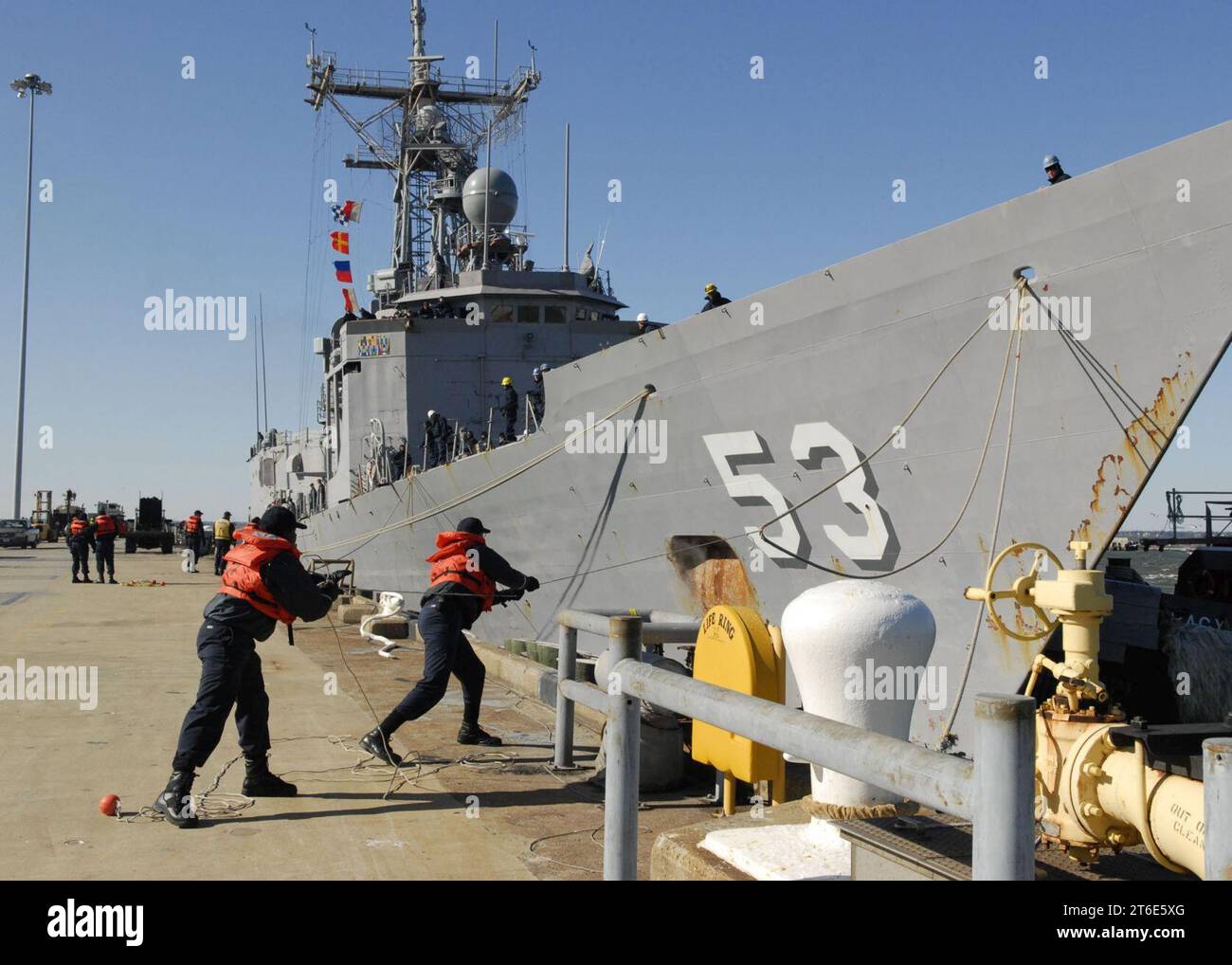 Uss hawes hi-res stock photography and images - Alamy