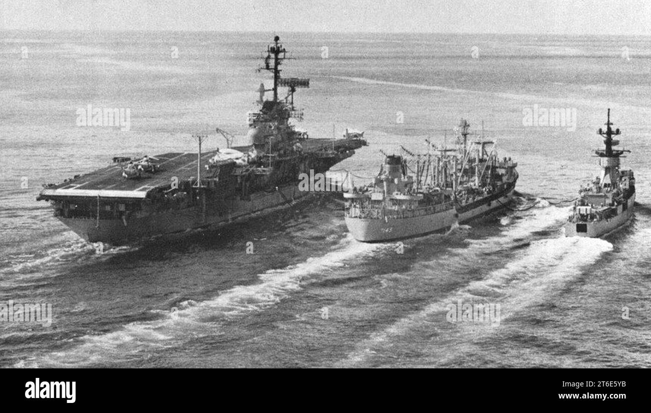 USS Hassayampa (AO-145) replenishes USS Ticonderoga (CVS-14) in 1972 ...