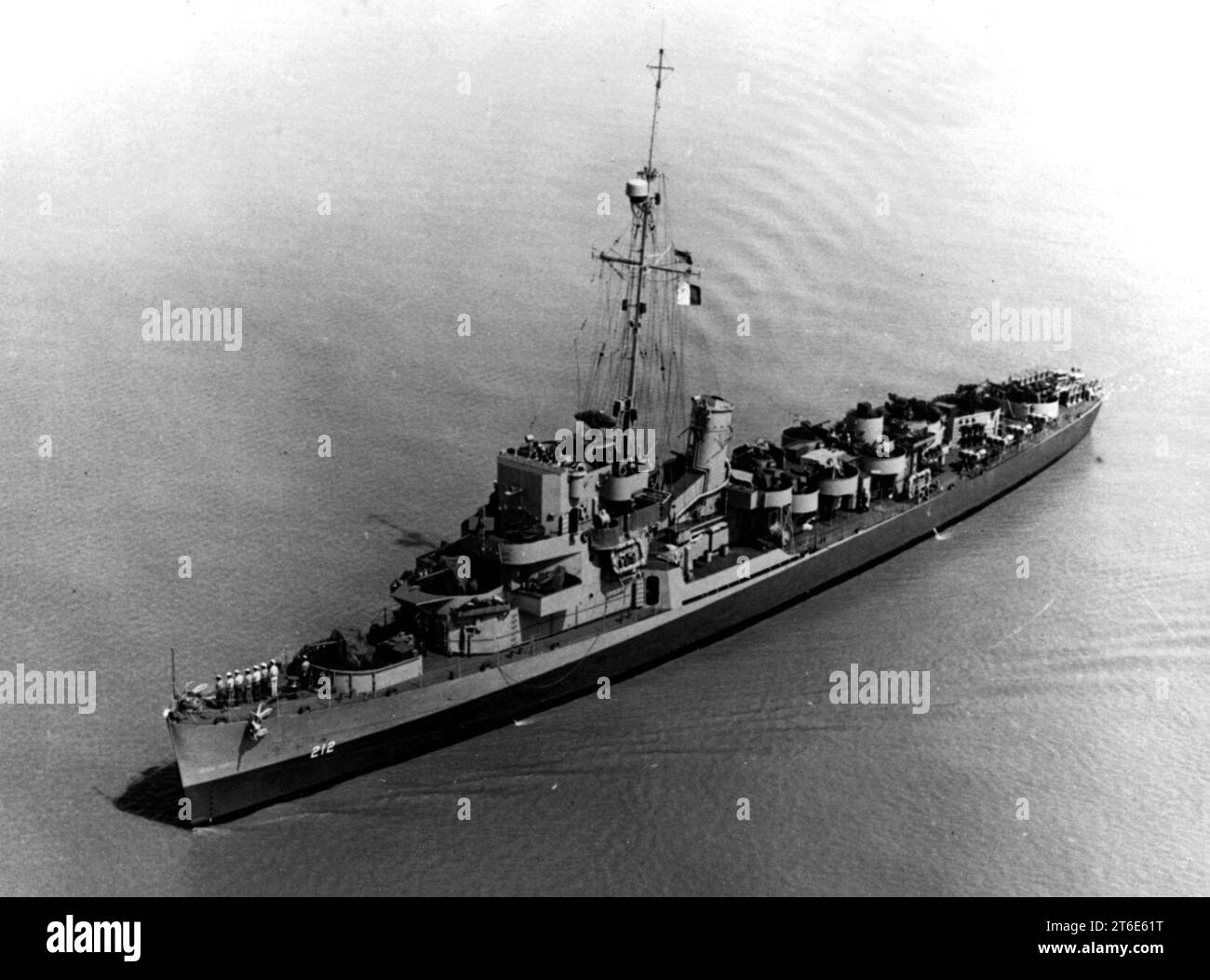 USS Hayter (DE-212) off the Charleston Naval Shipyard, South Carolina ...