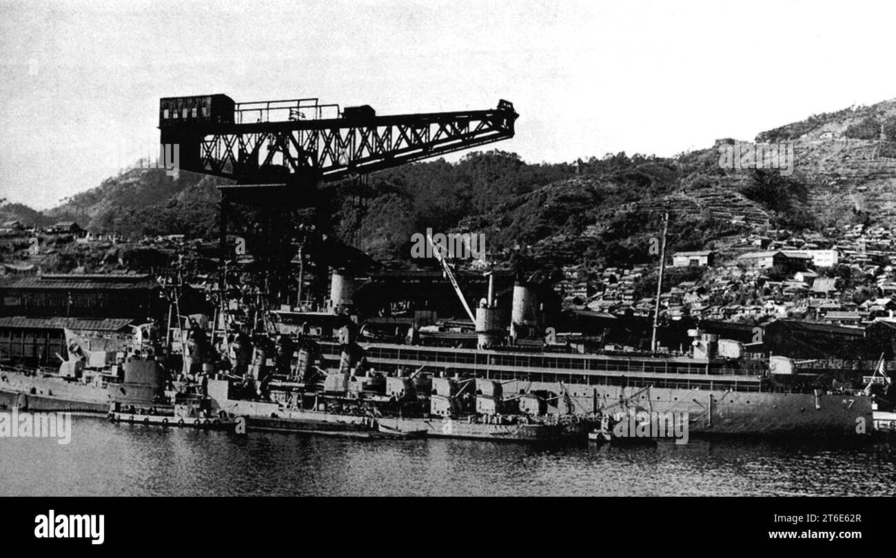 USS Hector (AR-7) at United States Fleet Activities Sasebo, Japan ...