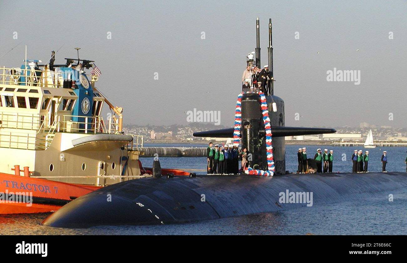 USS Helena SSN-725 Stock Photo - Alamy