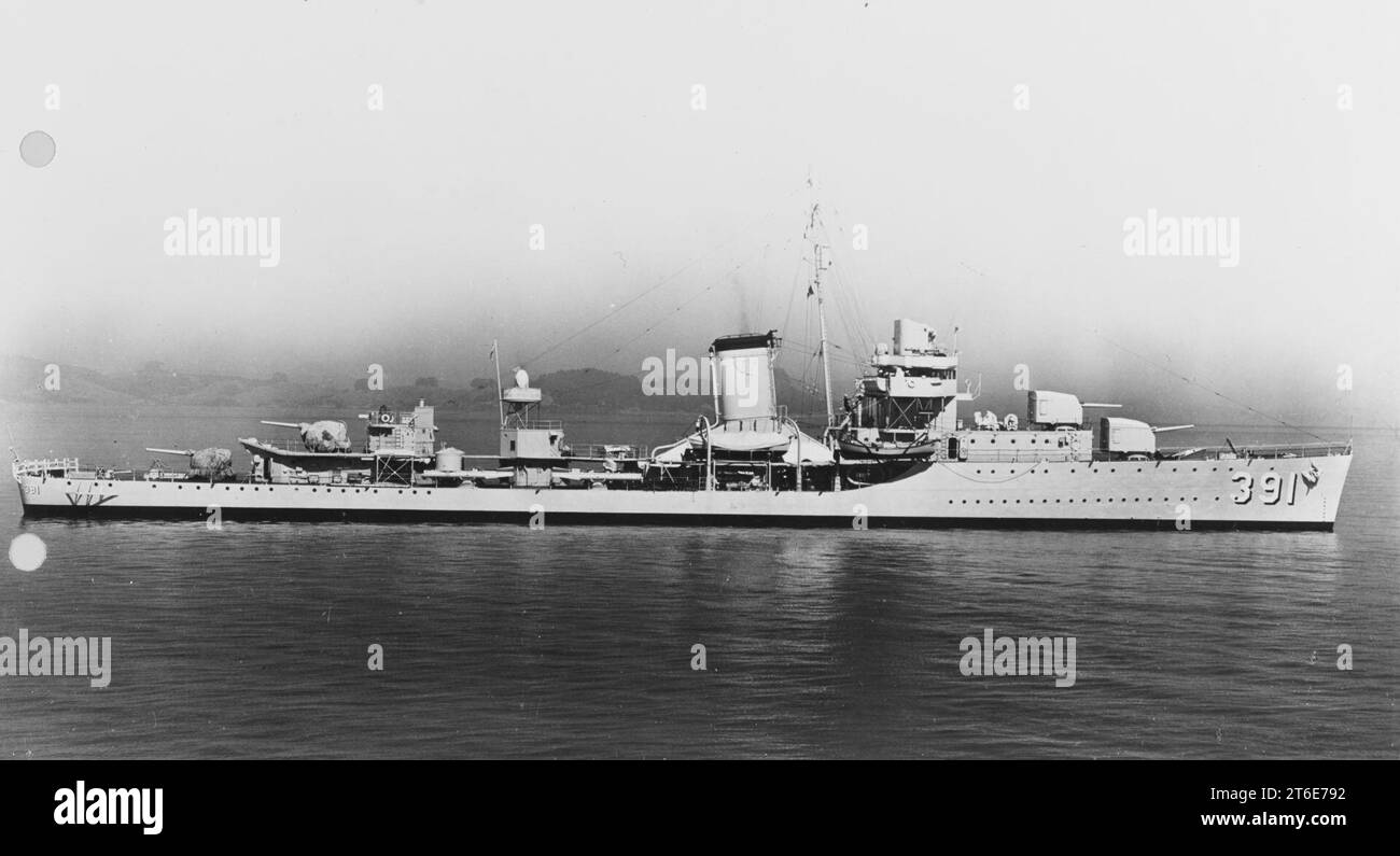Uss henley hi-res stock photography and images - Alamy