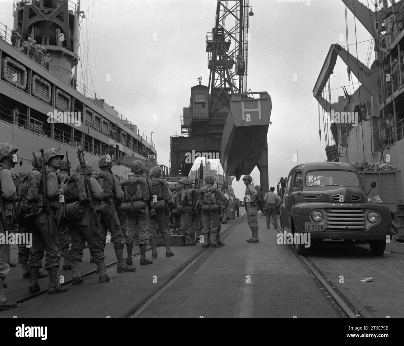 USS Henrico (APA-45) San Diego 1950 Stock Photo - Alamy