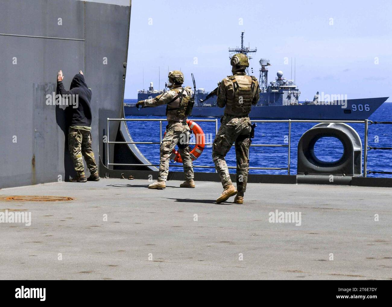 USS Hershel ''Woody'' Williams (ESB 4) Phoenix Express 21 - 51209822502 ...