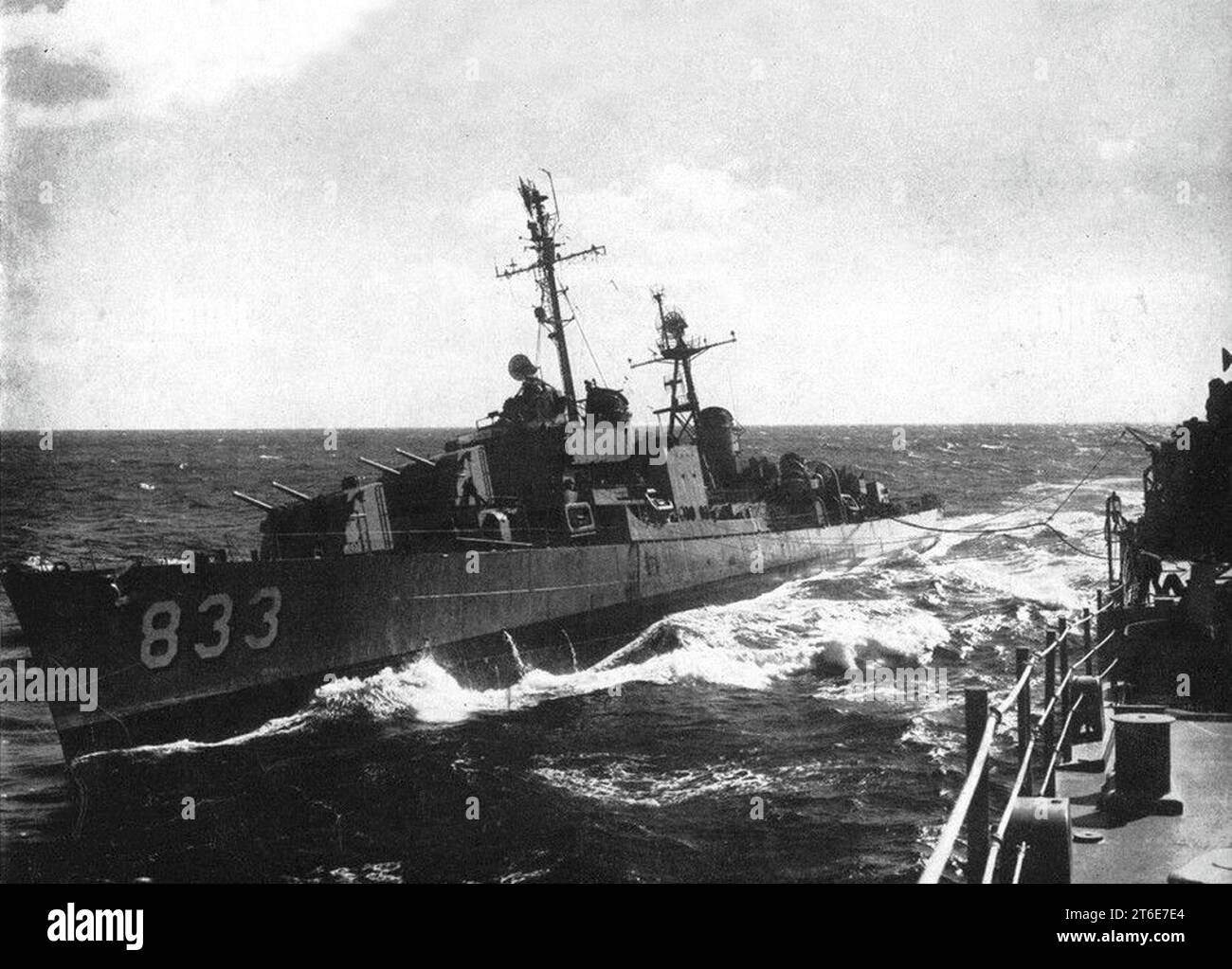 USS Herbert J. Thomas (DDR-833) is refueled by USS Roanoke (CL-145), in ... USS Herbert J. Thomas (DDR-833) is refueled by USS Roanoke (CL-145), in ...
