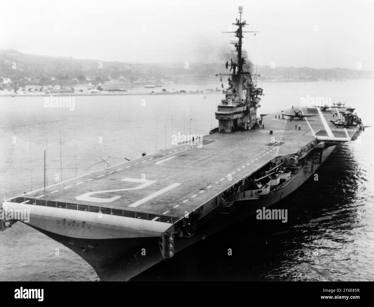 December 1956 Black and White Stock Photos & Images - Alamy