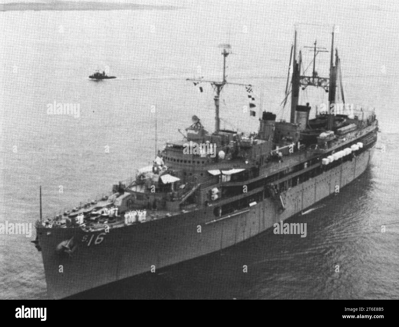 USS Howard W. Gilmore (AS-16) underway in October 1964 Stock Photo - Alamy