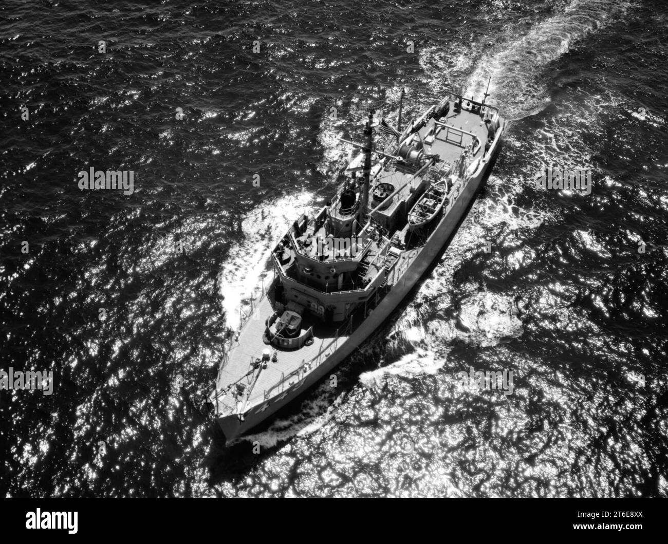 USS Impervious (MSO-449) underway in 1954 Stock Photo - Alamy