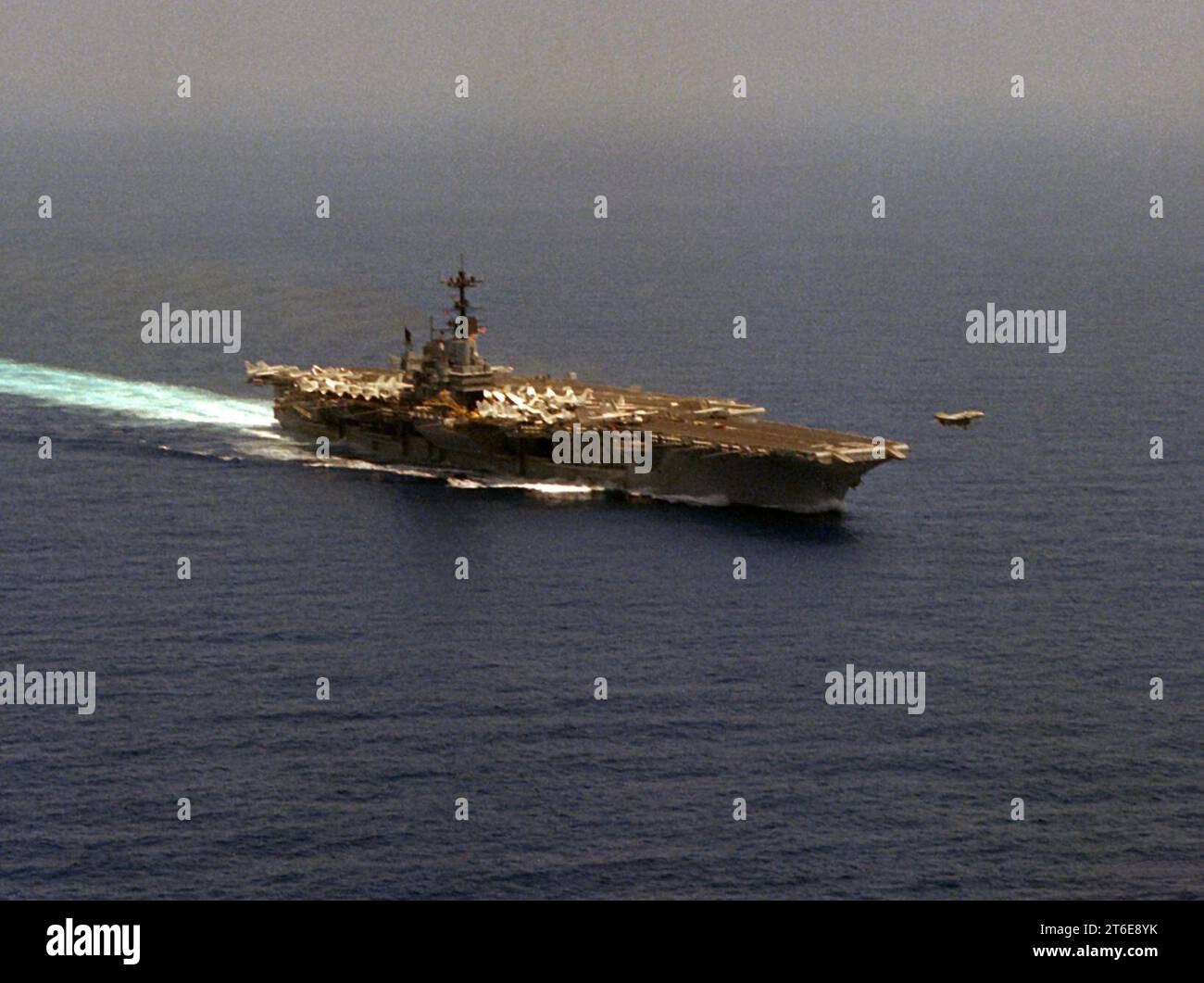 USS Independence (CV-62) underway at sea on 6 July 1979 Stock Photo - Alamy
