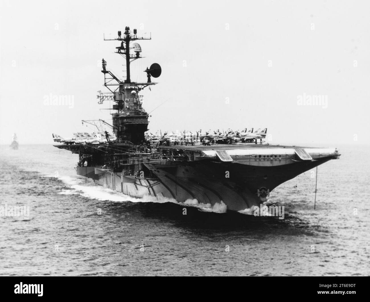USS Intrepid (CVS-11) underway in the Atlantic Ocean on 15 May 1968 ...