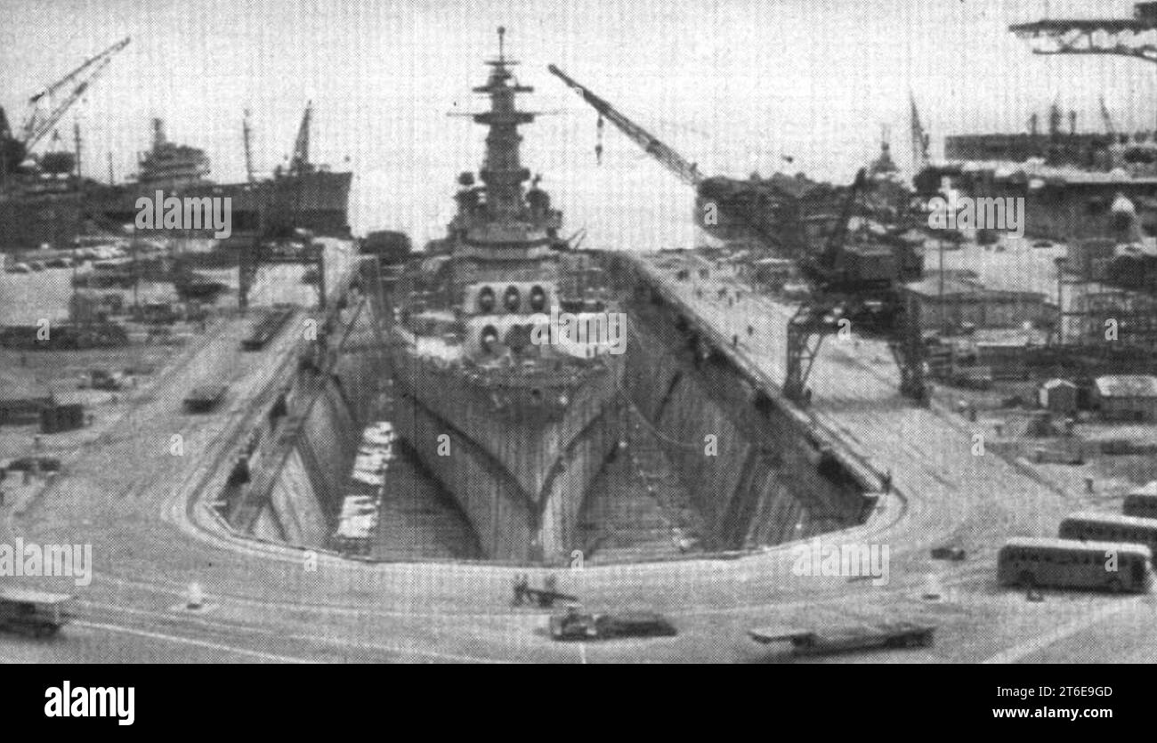 USS Iowa (BB-61) being mothballed at San Francisco Navy Yard in 1948 ...