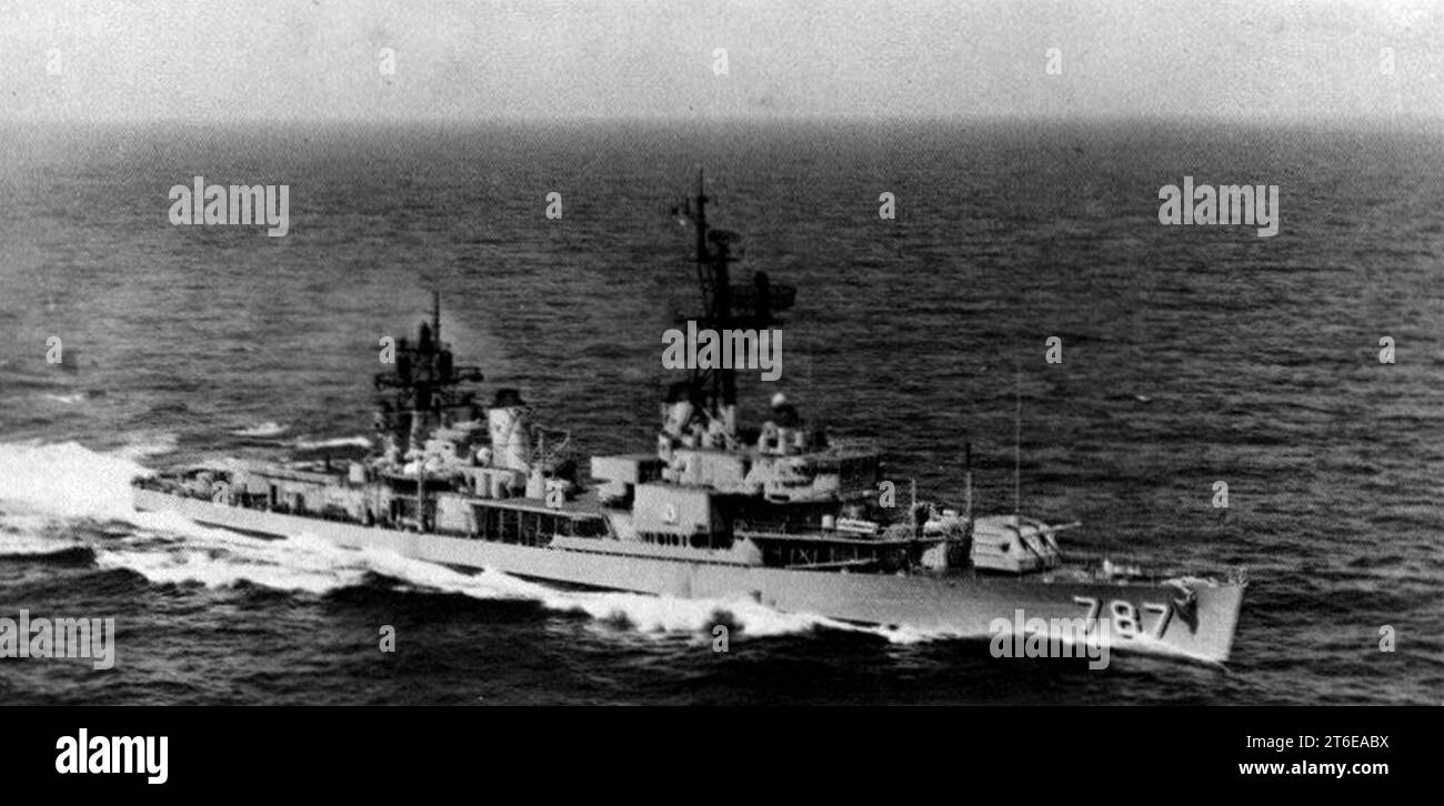 USS James E. Kyes (DD-787) underway at sea in 1966 Stock Photo - Alamy