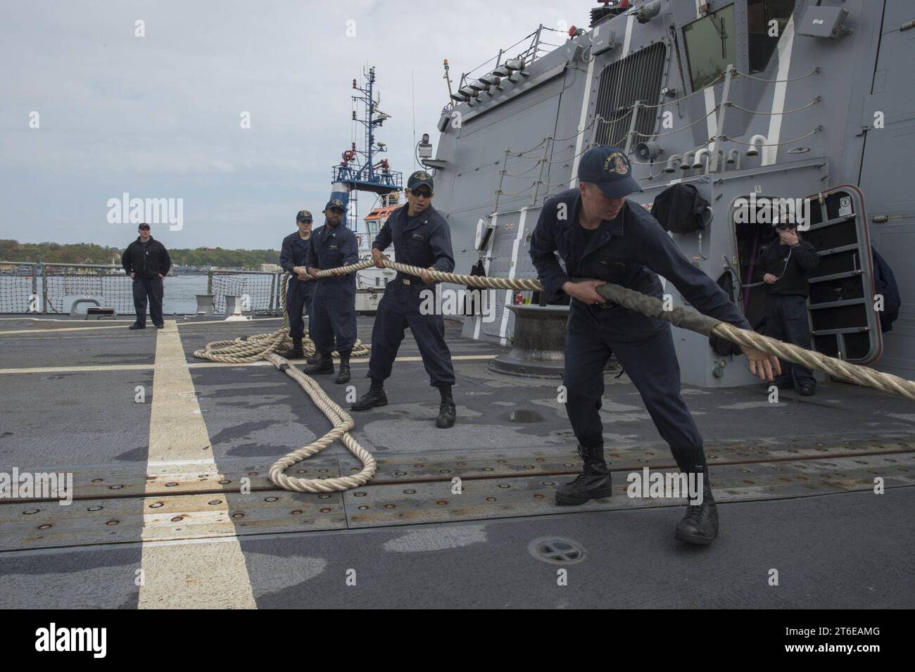 USS Jason Dunham 150509 Stock Photo - Alamy