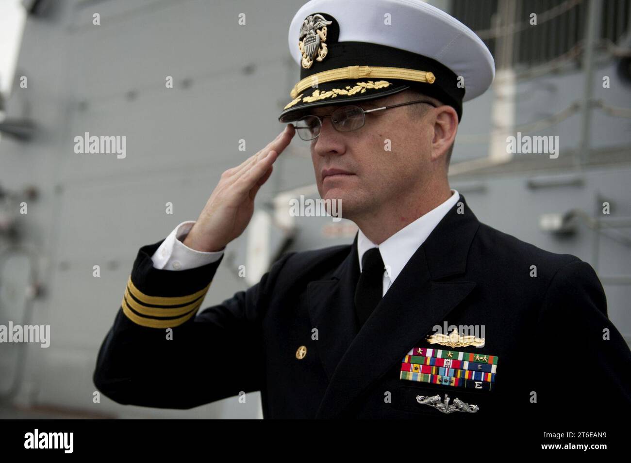 USS Jason Dunham action 120624 Stock Photo - Alamy