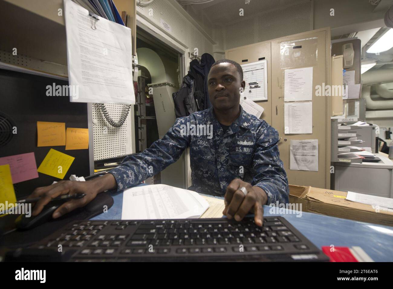 USS Jason Dunham operations 150211 Stock Photo - Alamy