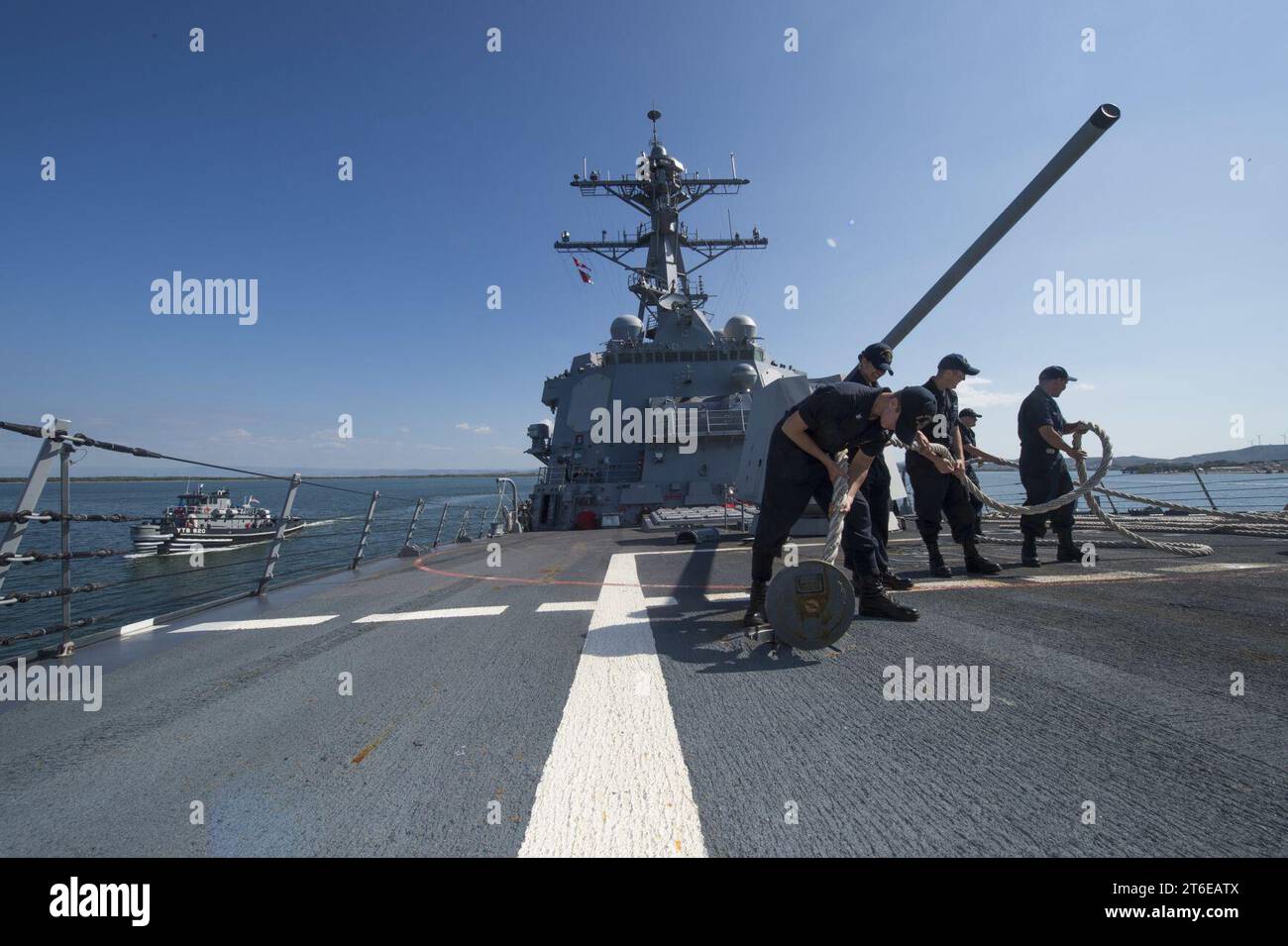 USS Jason Dunham operations 150211 Stock Photo - Alamy
