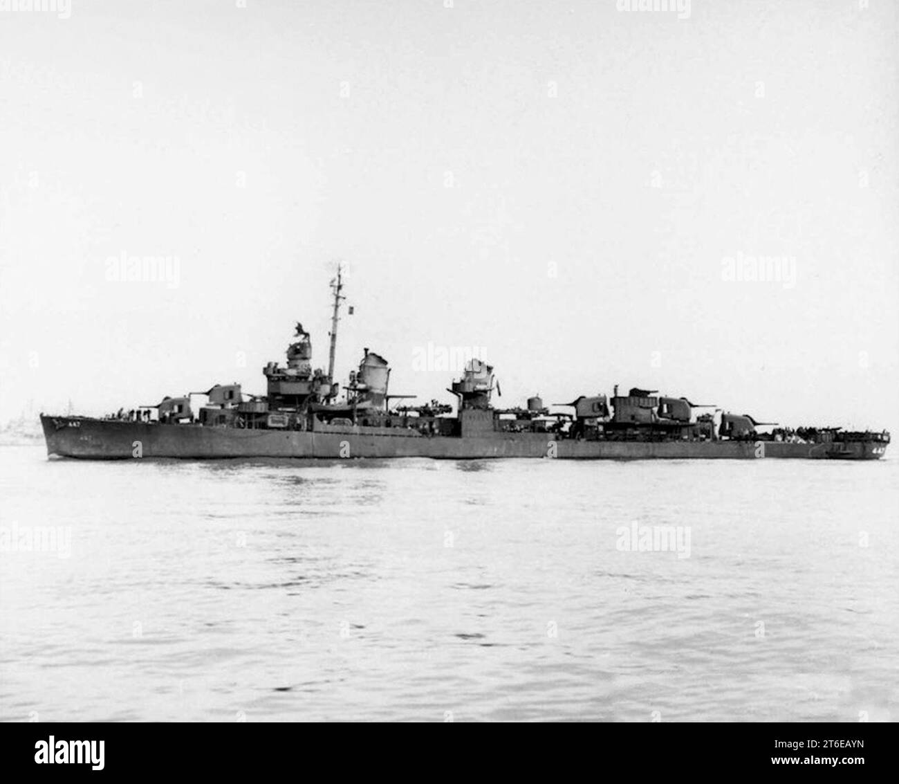 USS Jenkins (DD-447) off the Mare Island Naval Shipyard on 15 January ...