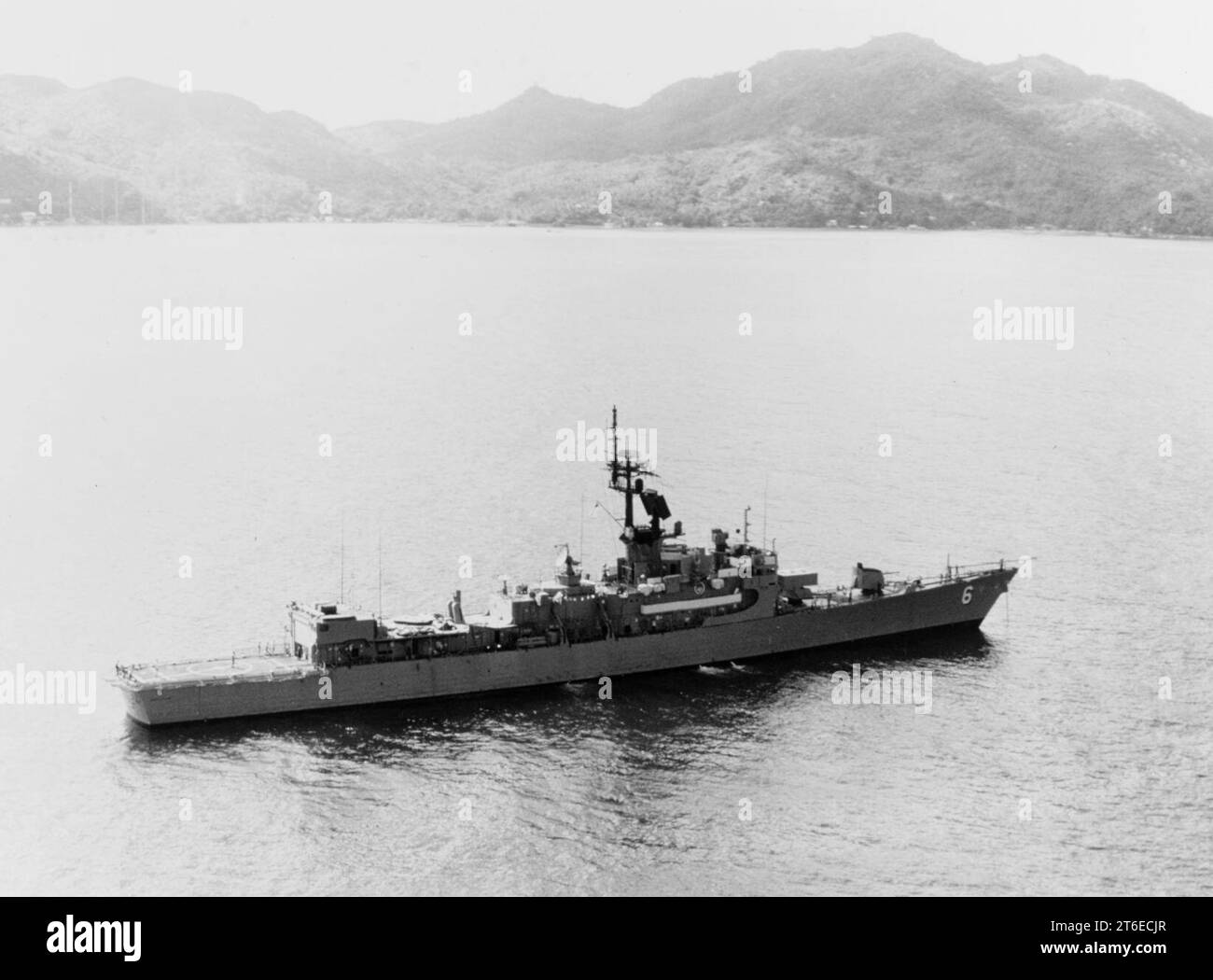 USS Julius A. Furer (FFG-6) off Victoria, Seychelles Islands, on 13 ...