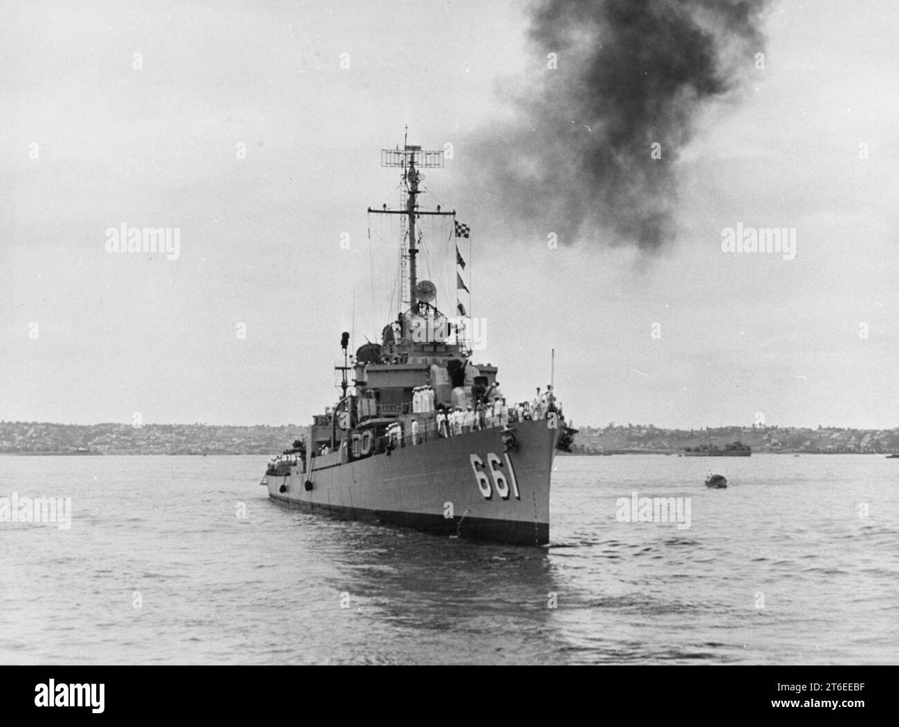 USS Kidd (DD-661) underway, circa in 1958 Stock Photo - Alamy