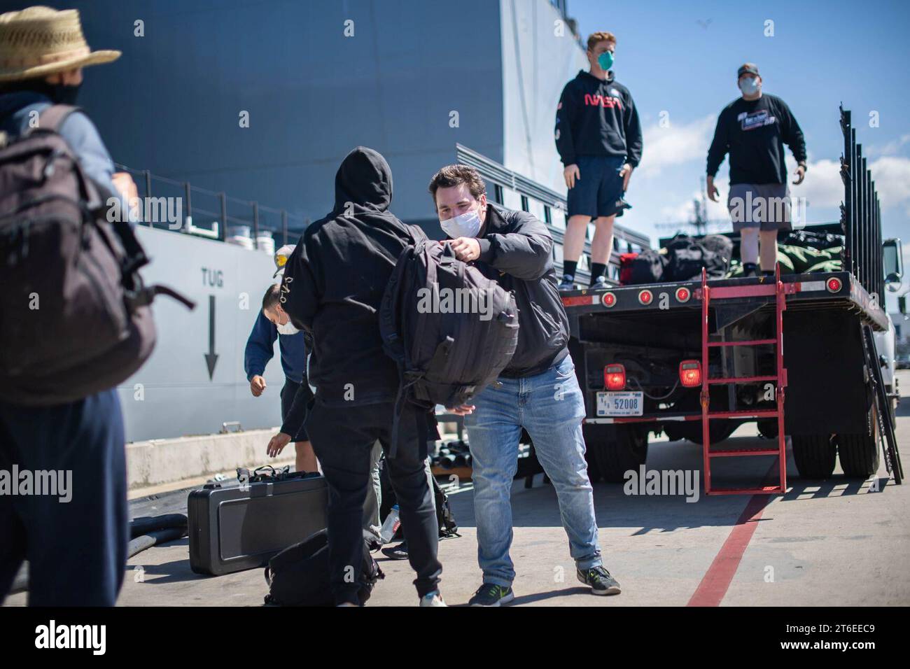 USS Kidd Conducts Crew Swap, Transitions to Next Phase of COVID-19 ...