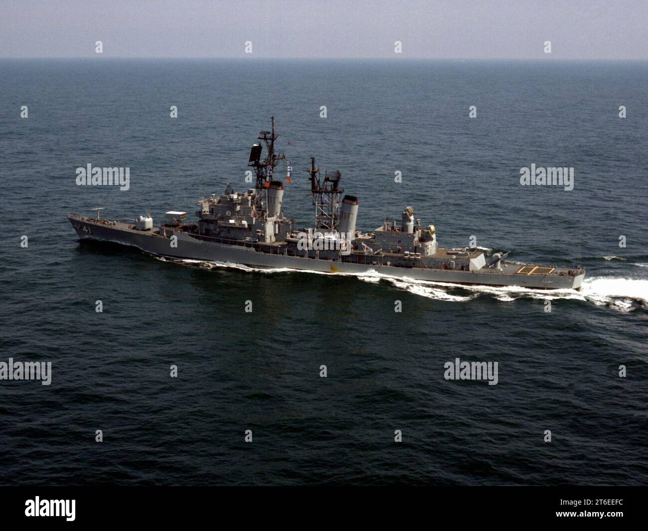 USS King (DDG-41) underway in 1987 Stock Photo - Alamy