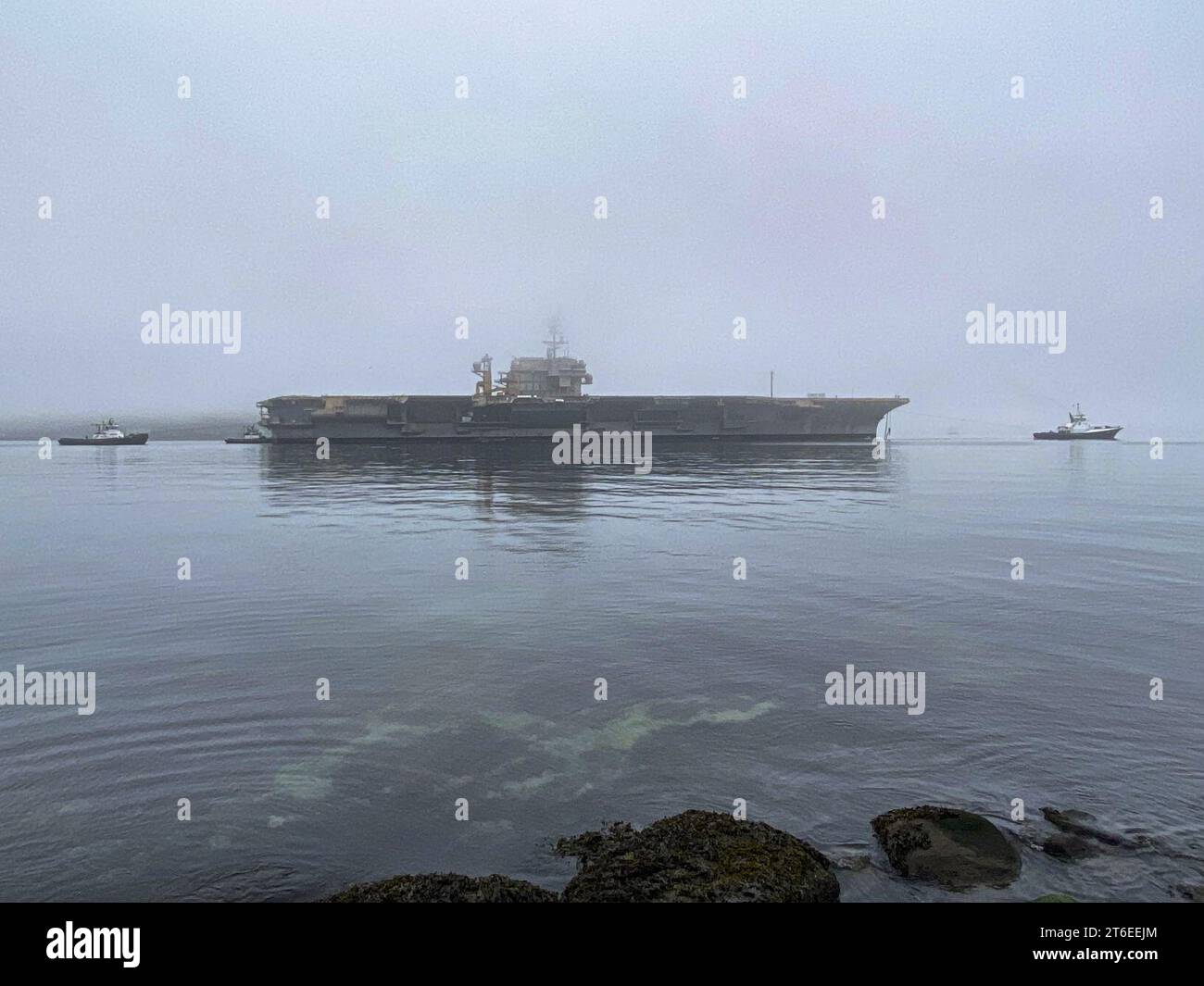 USS Kitty Hawk (CV-63) is towed from Bremerton, Washington (USA), to ...