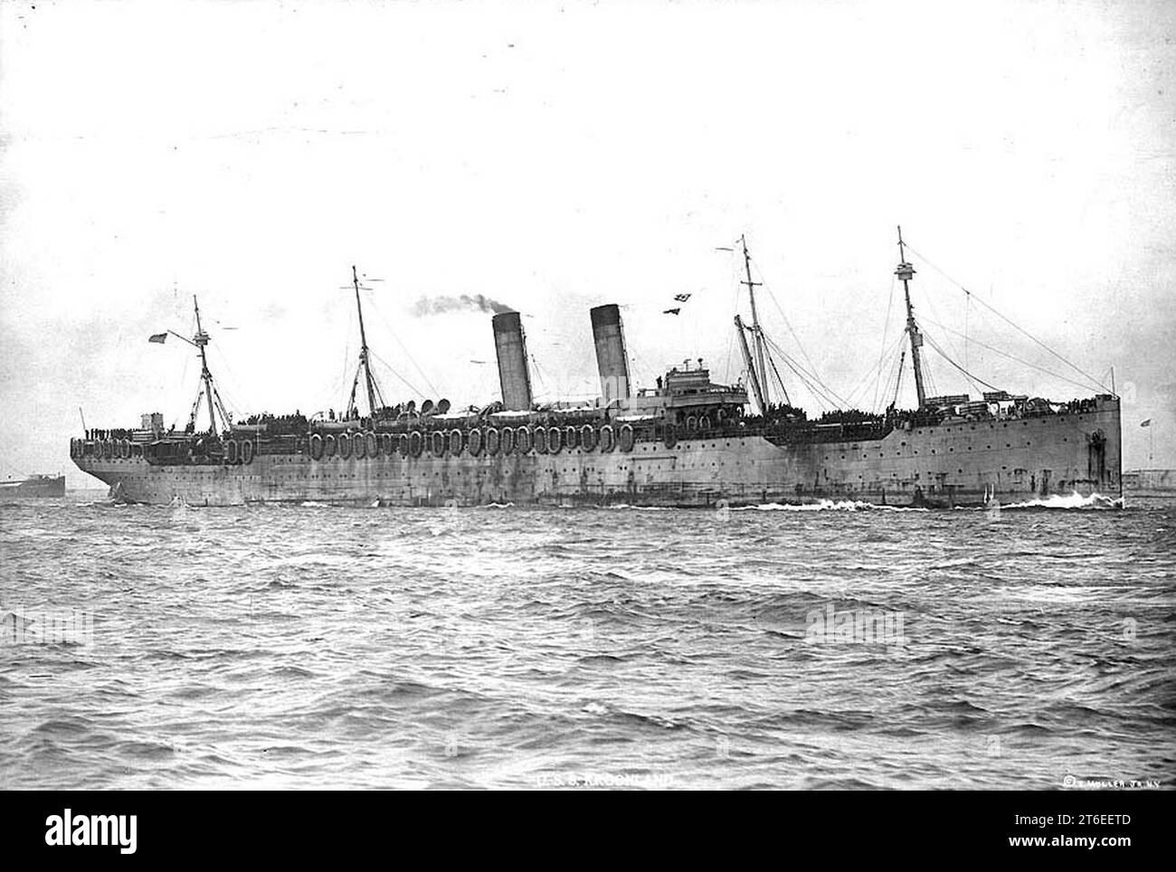 USS Kroonland arriving with soldiers, 1919 Stock Photo - Alamy