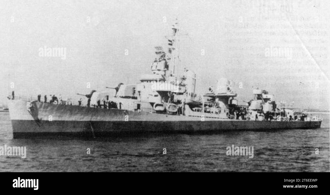 USS La Vallette (DD-448) underway, circa in late 1942 Stock Photo - Alamy