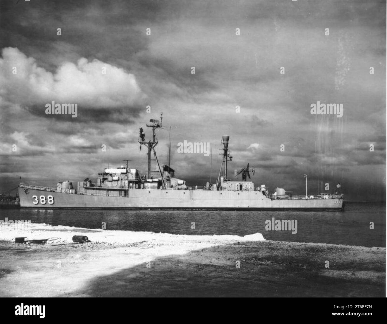USS Lansing (DE 388 Stock Photo - Alamy