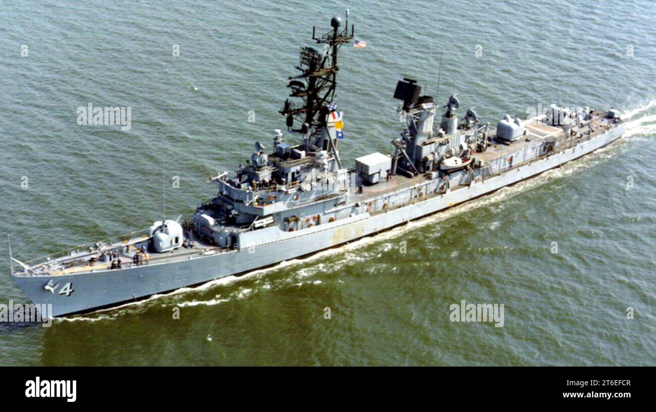 USS Lawrence (DDG-4) underway in Hamtpon Roads, Virginia (USA), circa ...